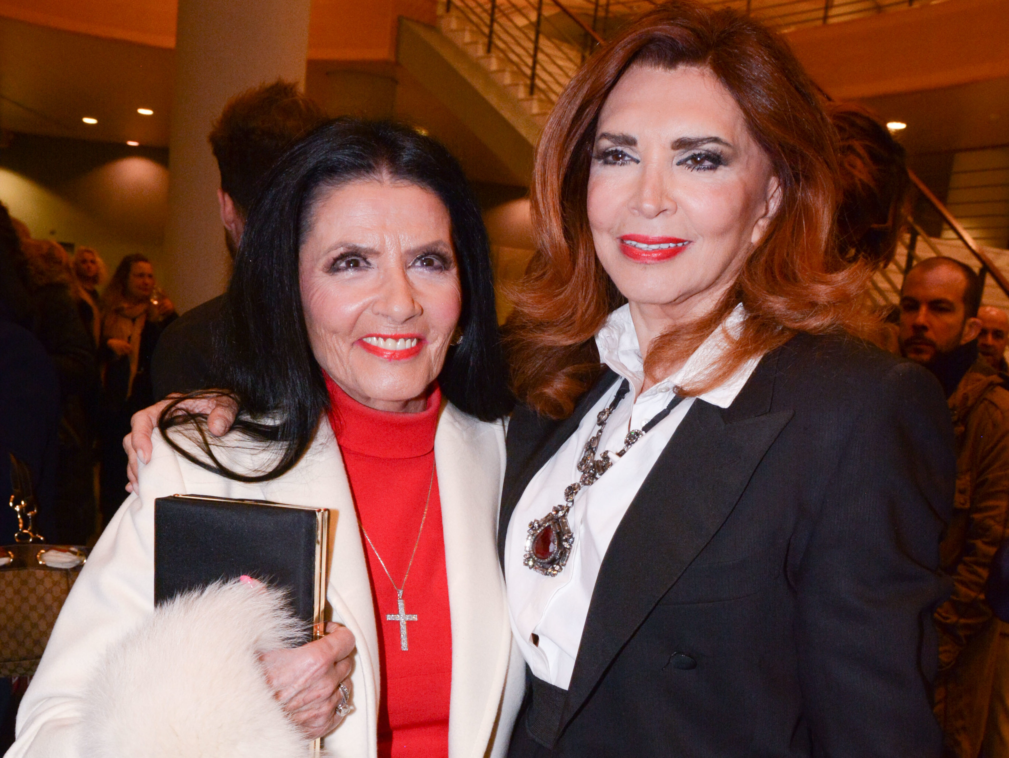 8 celebrities που ξεχώρισαν στην πρεμιέρα της παράστασης για τη ζωή του ...