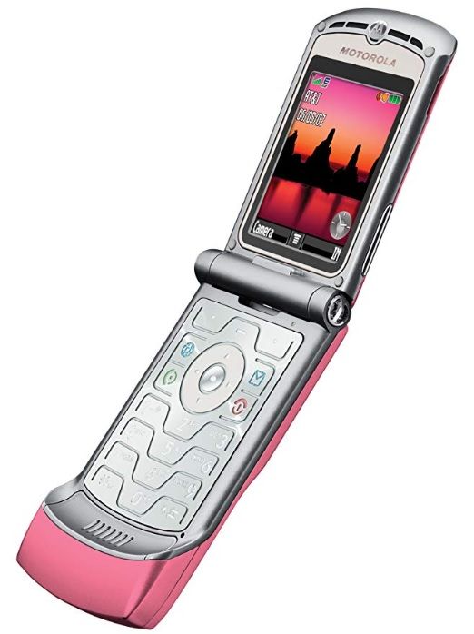 Το Motorola RAZR, το απόλυτο 90s αξεσουάρ επιστρέφει ανανεωμένο | Marie ...