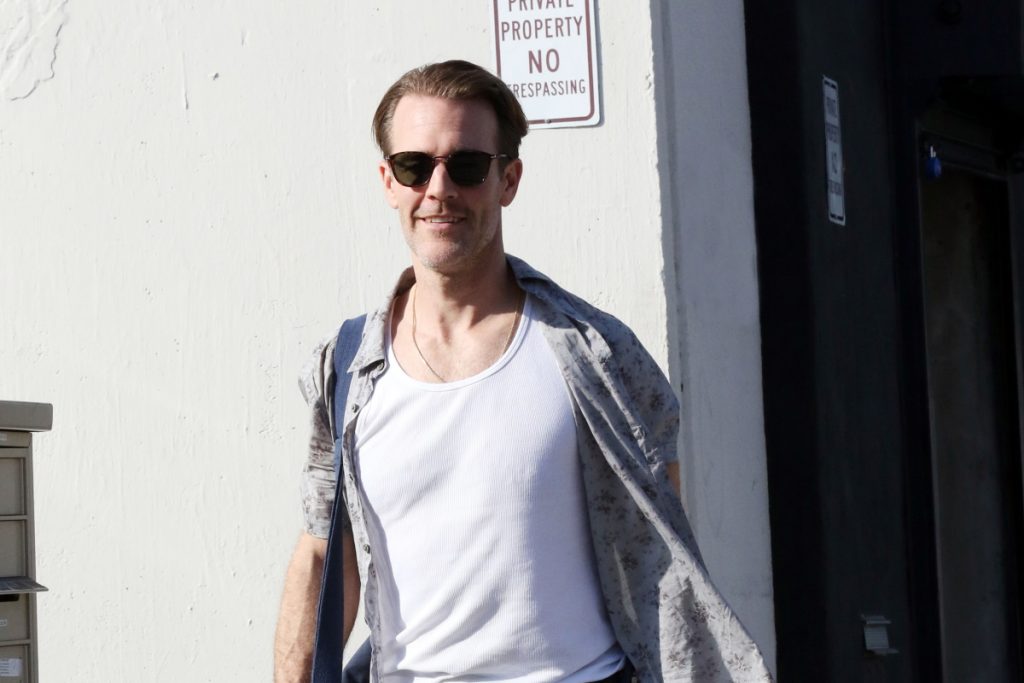 JOHN VAN DER BEEK | Marie Claire | Ό,τι έχει σημασία για τις γυναίκες