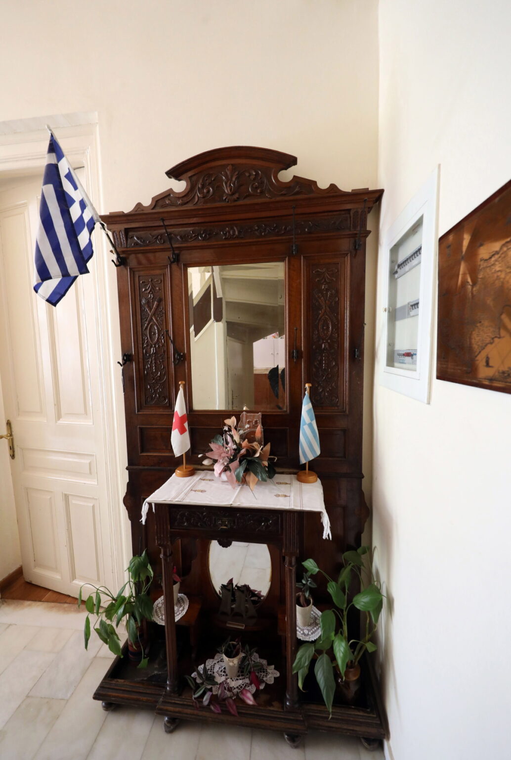 Πώς είναι σήμερα η θερινή κατοικία της πριγκίπισσας Αλίκης στο Νέο ...