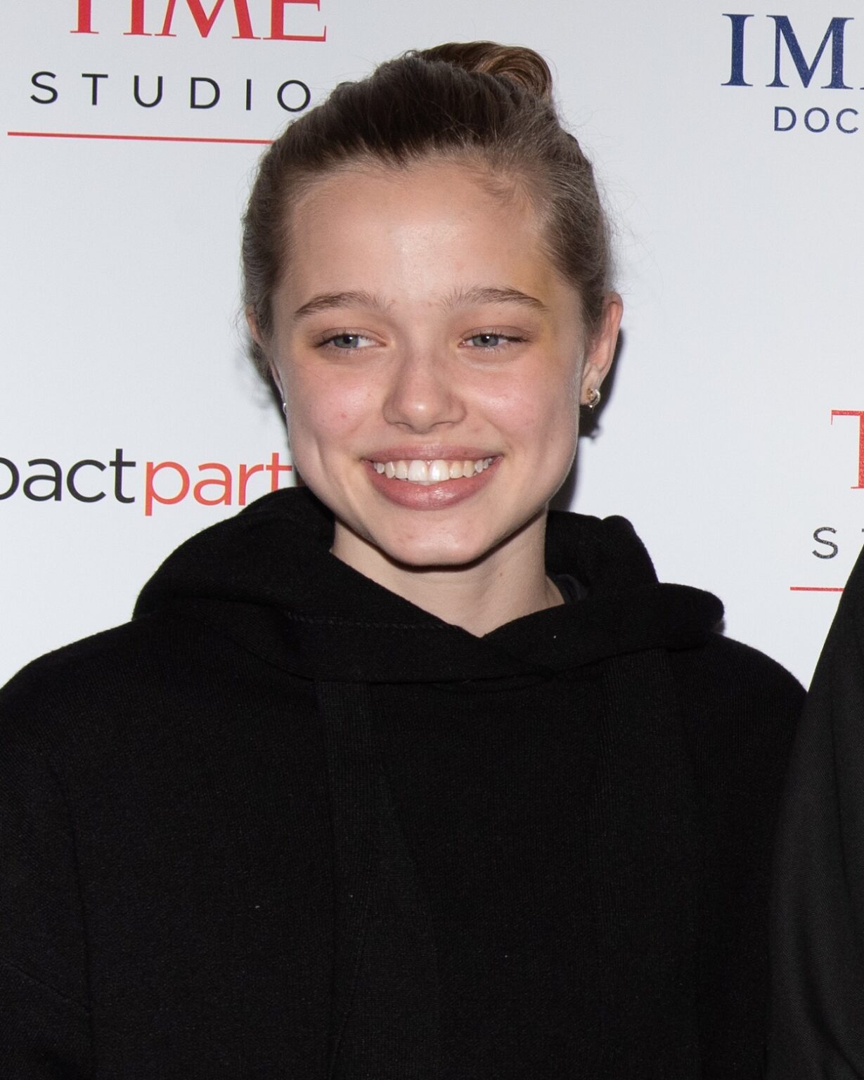 Shiloh Jolie – Pitt: Κάνει μαθήματα χορού με total black σύνολο | Marie ...