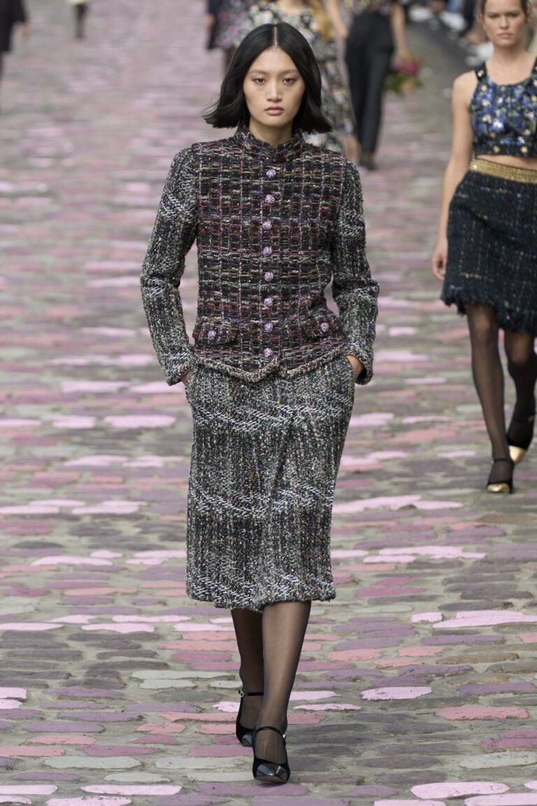 Το σόου υψηλής ραπτικής της Chanel ήταν μια ωδή στην παριζιάνικη ...