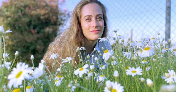 Βερονίκη Κυριακοπούλου: Η Veronica Thompson από την Παραλία της ΕΡΤ ...
