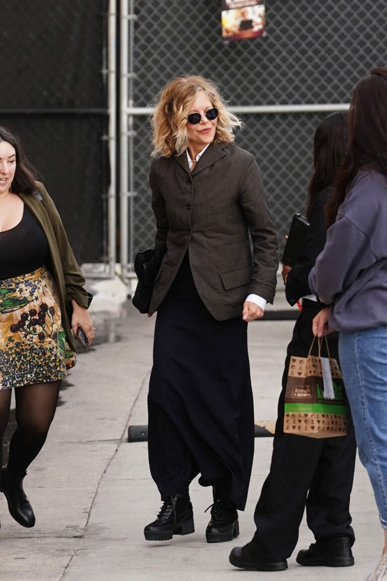 H Meg Ryan στα 62 δηλώνει ότι λατρεύει την ηλικία της | Marie Claire ...