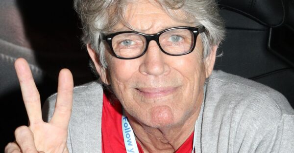 Eric Roberts: Ο αδερφός της Julia Roberts στην Ελλάδα | Marie Claire ...