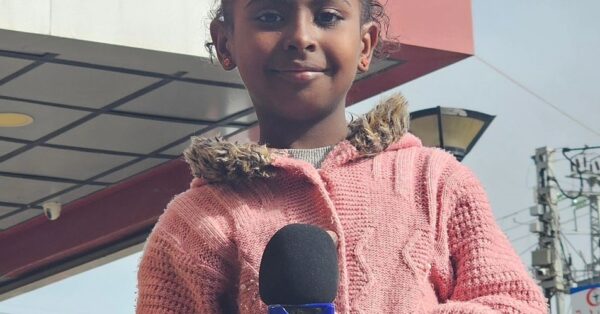 Η 9χρονη Lama Jamous είναι η πιο μικρή δημοσιογράφος στη Γάζα | Marie ...