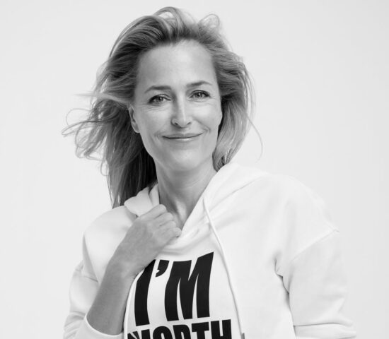 Η Gillian Anderson είναι η νέα παγκόσμια πρέσβειρα της L’Oréal Paris ...