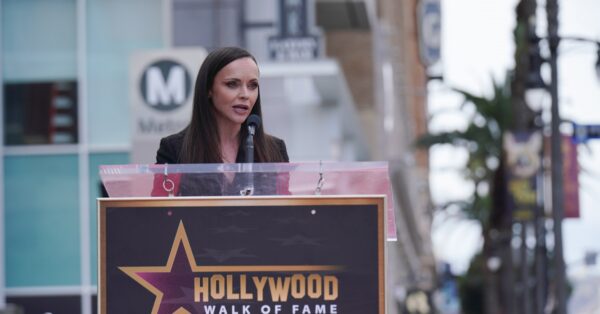 Christina Ricci: Απέκτησε το δικό της αστέρι στη Λεωφόρο της Δόξας στο ...
