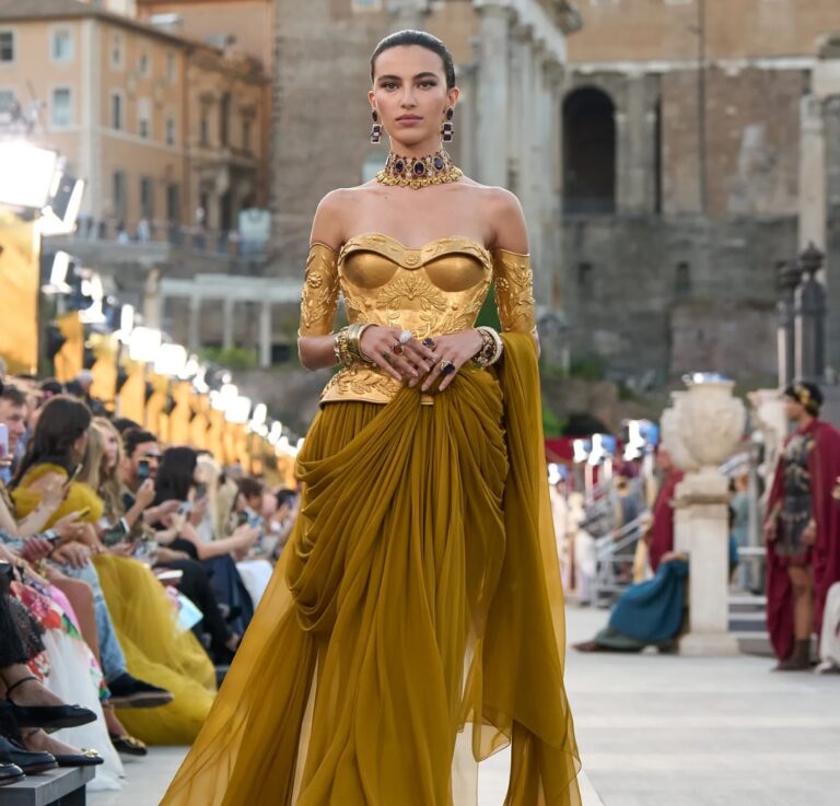 Dolce&Gabbana Alta Moda 2025: Η Ρώμη υποδέχτηκε τη μαγεία της υψηλής ...