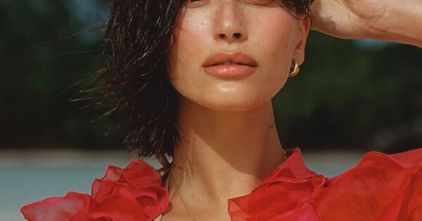 Poolside Bob: Το πιο stylish και κομψό καλοκαιρινό χτένισμα για τα καρέ ...