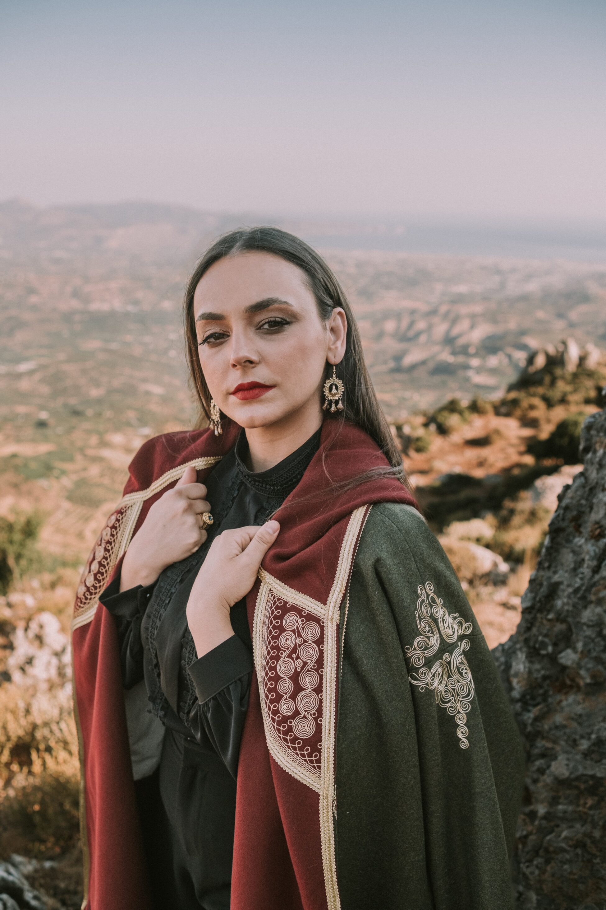 Η Erini φέρνει το ριζίτικο στο παγκόσμιο μουσικό προσκήνιο | Marie ...