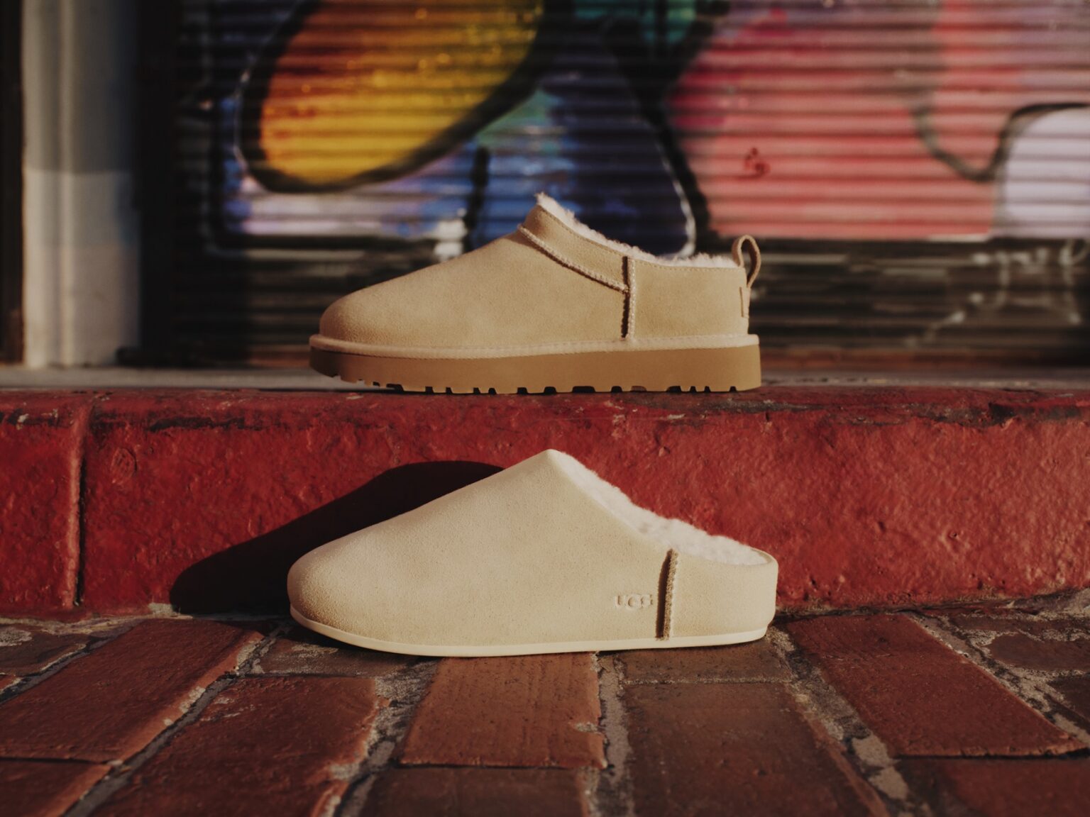 Iconic From the First Step: Η νέα καμπάνια της UGG με πρωταγωνιστές από ...