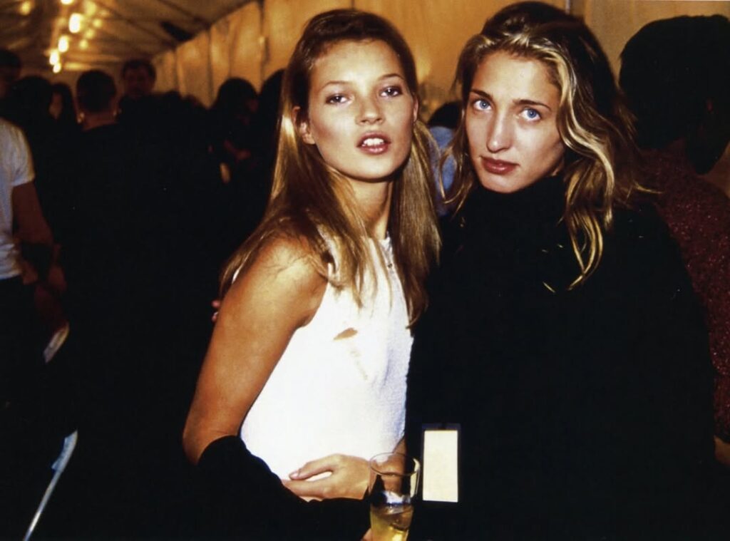 Τελικά ανακάλυψε η Carolyn Bessette-Kennedy την Kate Moss; | Marie ...